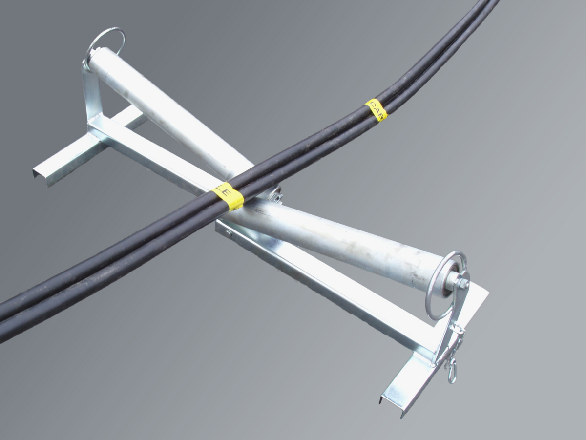 LANCIER CABLE GmbH: Equipment at the manhole