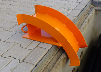 LANCIER CABLE GmbH: Equipment at the manhole